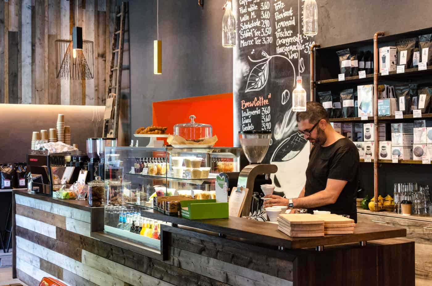 Design Thinking Behind Frankfurt's Aniis Cafe