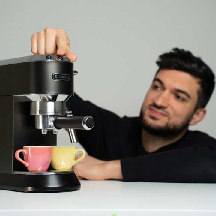 How To Make Freddo Espresso & Freddo Cappuccino: A Step-by-Step Guide ...