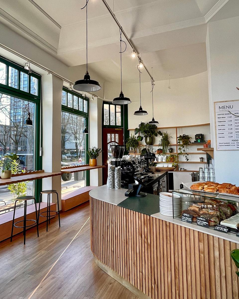 Planten Coffee - Hamburg, Germany | European Coffee Trip