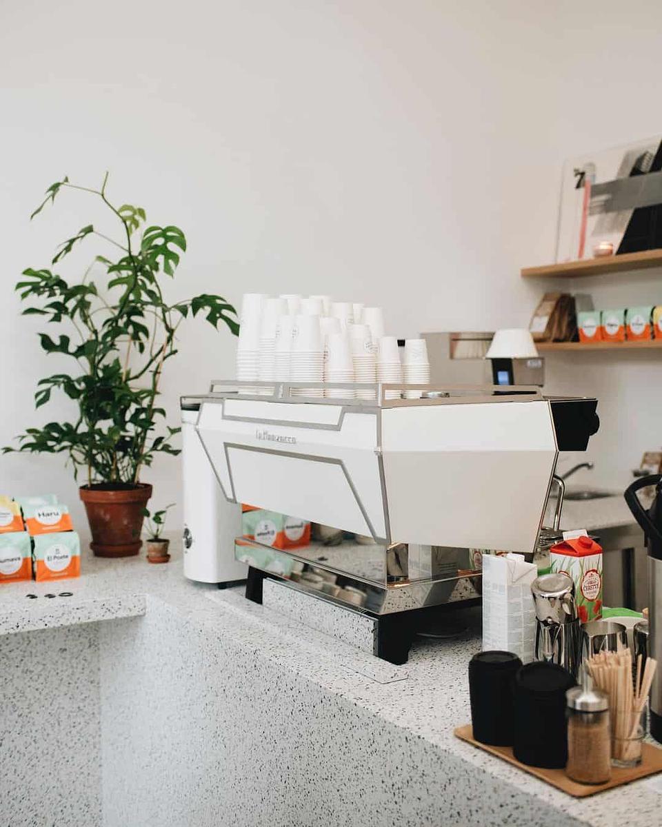 Kro Coffee - Prague, Czech Republic | European Coffee Trip