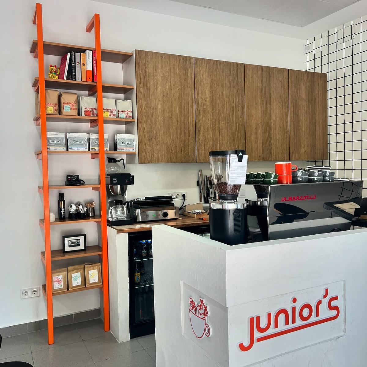 Junior’s coffee - Madrid, Spain | European Coffee Trip