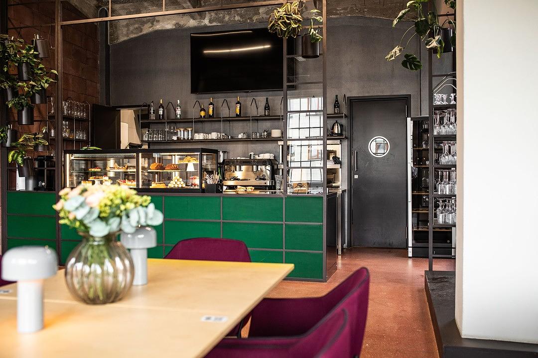 Telegraph pulse - Olomouc, Czech Republic | European Coffee Trip