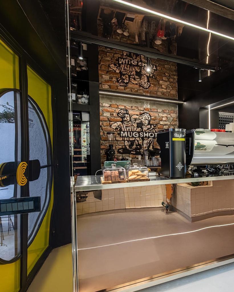 MUGSHOT COFFEE BAR - Bucharest, Romania | European Coffee Trip