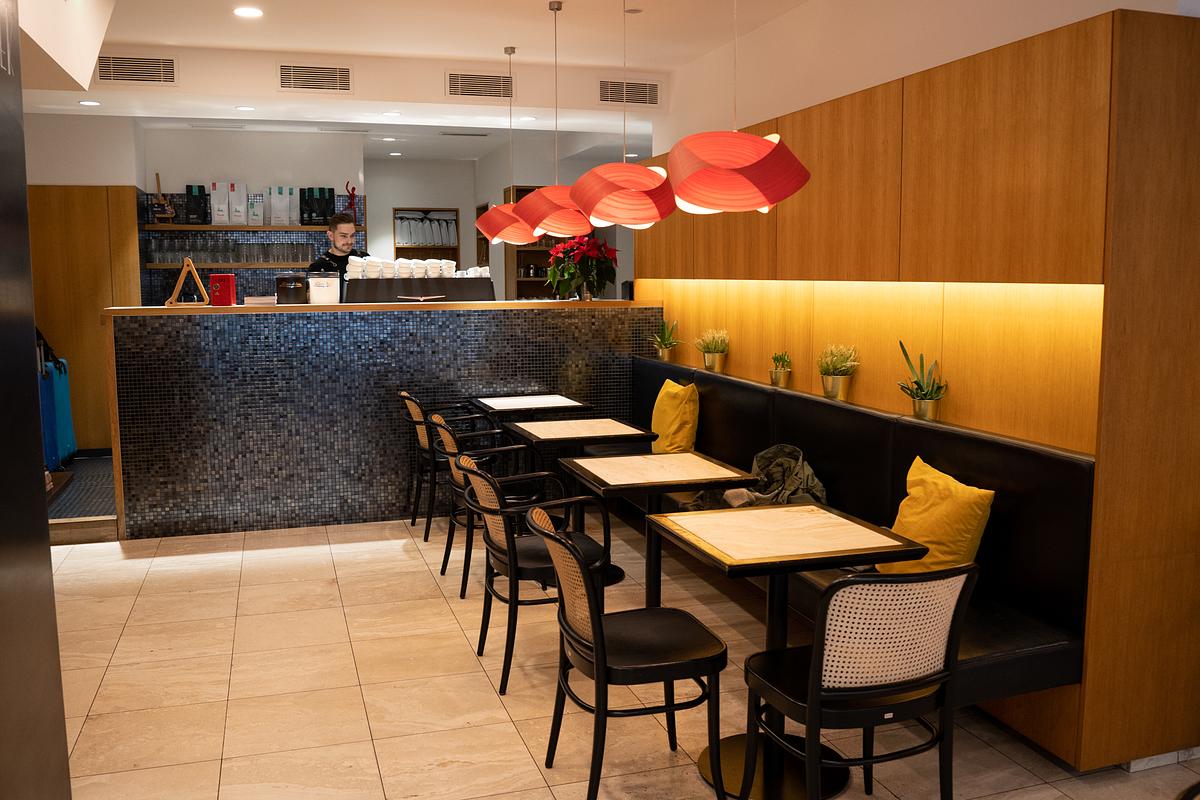 Café Placzek - Brno, Czech Republic | European Coffee Trip