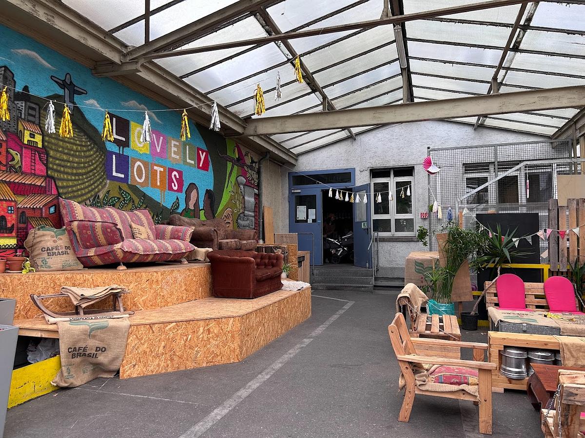 Lovely Lots of Coffee - Esslingen am Neckar, Germany | European Coffee Trip