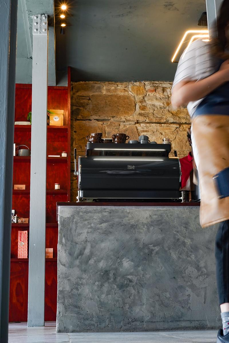 Tanifiki Coffee Bar - Edinburgh, United Kingdom | European Coffee Trip
