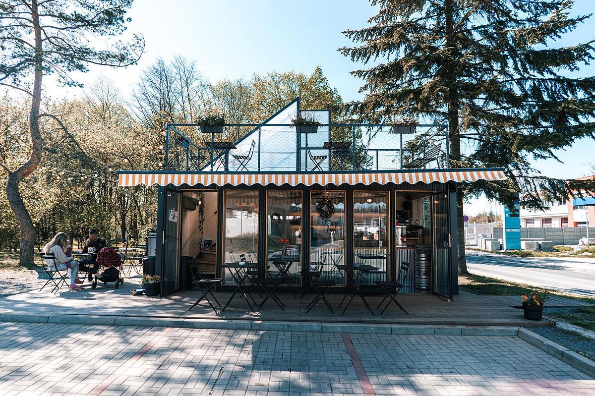 Brake Bistro - Milovice, Czech Republic | European Coffee Trip